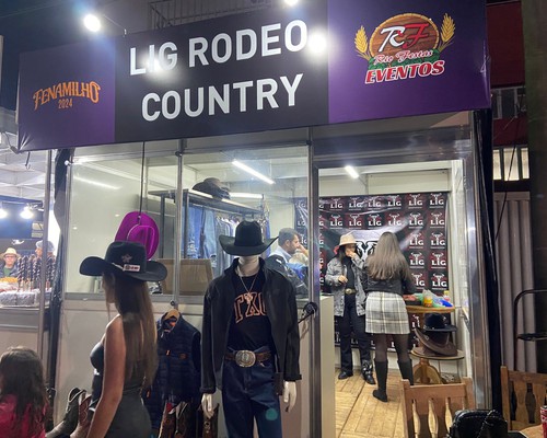 Loja com roupas country faz sucesso na Fenamilho 2024; veja
