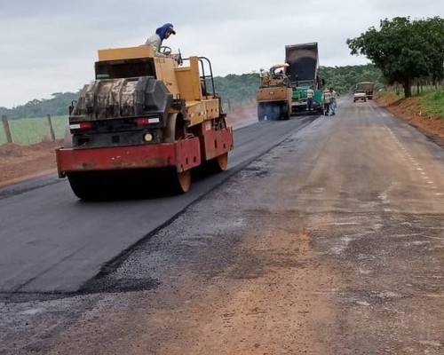 Empreiteira inicia a colocação de asfalto e obras na Estrada de Sumaré ...